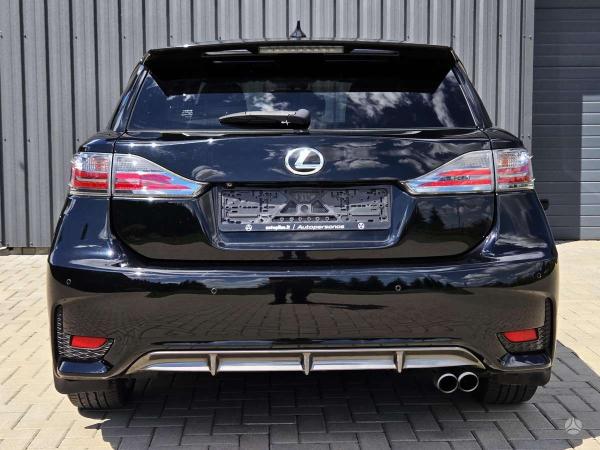 Melns Lexus CT 200h 2014 Kauņa, ar dzinēja tilpumu 1.80 L un nobraukumu 250 tūkst. km par 10999 €, foto 6 vietnē AUTOMOTO.COM.LV