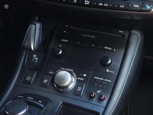 Melns Lexus CT 200h 2014 Kauņa, ar dzinēja tilpumu 1.80 L un nobraukumu 250 tūkst. km par 10999 €, foto 19 vietnē AUTOMOTO.COM.LV
