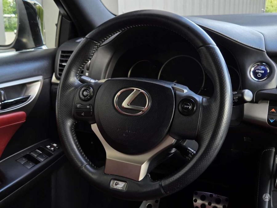 Melns Lexus CT 200h 2014 Kauņa, ar dzinēja tilpumu 1.80 L un nobraukumu 250 tūkst. km par 10999 €, foto 20 vietnē AUTOMOTO.COM.LV