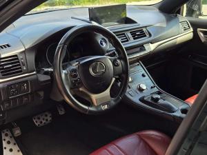 Black Lexus CT 200h 2014 in Kaunas, with an engine capacity of 1.80 L and mileage of 250 thousand km for 10999 €, photo 11 on AUTOMOTO.COM.LV
