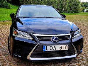 Melns Lexus CT 200h 2014 Viļņa, ar dzinēja tilpumu 1.80 L un nobraukumu 208 tūkst. km par 10400 €, foto 16 vietnē AUTOMOTO.COM.LV