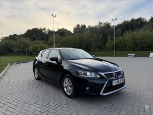 Melns Lexus CT 200h 2014 Klaipėda, ar dzinēja tilpumu 1.80 L un nobraukumu 330 tūkst. km par 11500 €, foto 9 vietnē AUTOMOTO.COM.LV