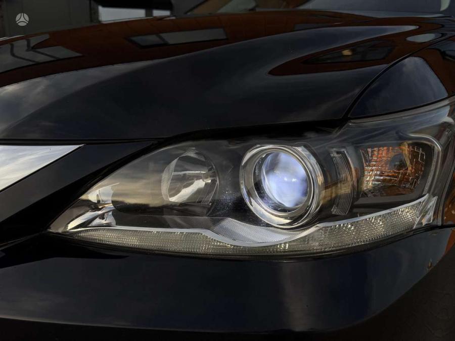 Melns Lexus CT 200h 2014 Klaipėda, ar dzinēja tilpumu 1.80 L un nobraukumu 330 tūkst. km par 11500 €, foto 21 vietnē AUTOMOTO.COM.LV
