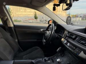 Melns Lexus CT 200h 2014 Klaipėda, ar dzinēja tilpumu 1.80 L un nobraukumu 330 tūkst. km par 11500 €, foto 24 vietnē AUTOMOTO.COM.LV