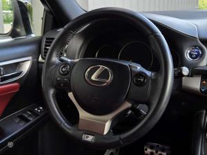 Melns Lexus CT 200h 2014 Kauņa, ar dzinēja tilpumu 1.80 L un nobraukumu 250 tūkst. km par 10999 €, foto 20 vietnē AUTOMOTO.COM.LV