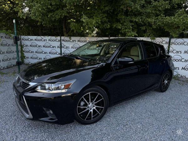 Melns Lexus CT 200h 2015 Viļņa, ar dzinēja tilpumu 1.80 L un nobraukumu 149 tūkst. km par 10500 €, foto 1 vietnē AUTOMOTO.COM.LV
