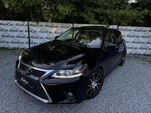 Black Lexus CT 200h 2015 in Vilnius, with an engine capacity of 1.80 L and mileage of 149 thousand km for 10500 €, photo 5 on AUTOMOTO.COM.LV