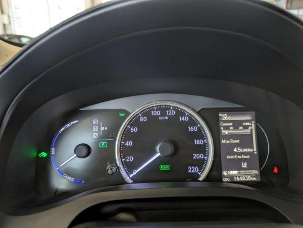 Melns Lexus CT 200h 2018 Kauņa, ar dzinēja tilpumu 1.80 L un nobraukumu 161 tūkst. km par 16300 €, foto 10 vietnē AUTOMOTO.COM.LV