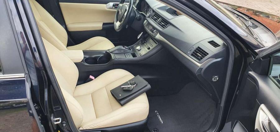 Melns Lexus CT 200h 2011 Kauņa, ar dzinēja tilpumu 1.80 L un nobraukumu 270 tūkst. km par 7390 €, foto 26 vietnē AUTOMOTO.COM.LV