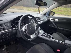Синий Лексус CT 200h 2011 в Вильнюс, объемом двигателя 1.80 л и пробегом 334 тыс. км за 7800 €, фото 10 на AUTOMOTO.COM.LV