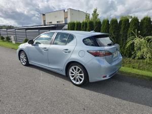 Zils Lexus CT 200h 2011 Viļņa, ar dzinēja tilpumu 1.80 L un nobraukumu 274 tūkst. km par 7950 €, foto 4 vietnē AUTOMOTO.COM.LV