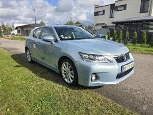 Zils Lexus CT 200h 2011 Viļņa, ar dzinēja tilpumu 1.80 L un nobraukumu 274 tūkst. km par 7950 €, foto 8 vietnē AUTOMOTO.COM.LV