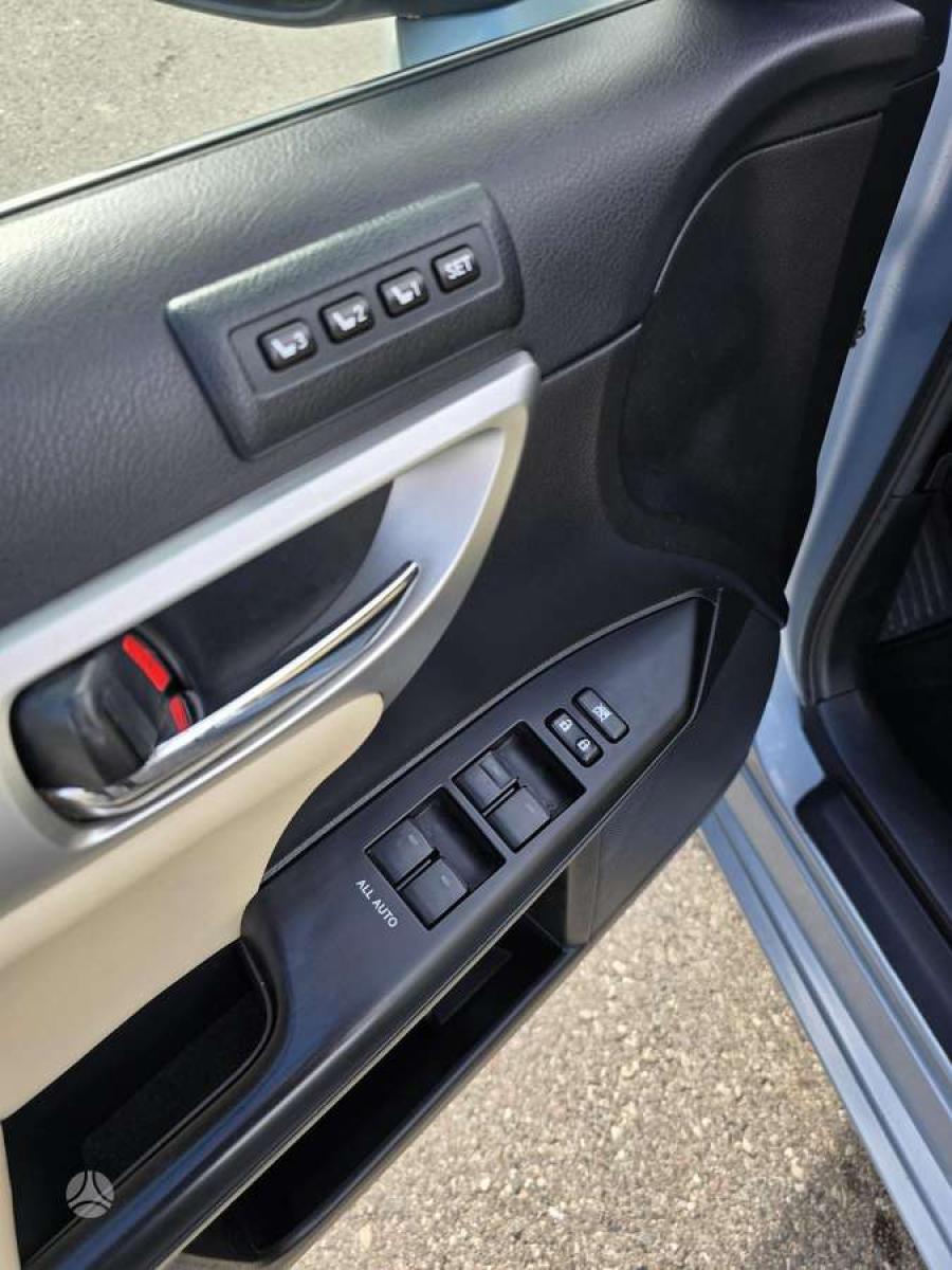 Zils Lexus CT 200h 2011 Viļņa, ar dzinēja tilpumu 1.80 L un nobraukumu 274 tūkst. km par 7950 €, foto 15 vietnē AUTOMOTO.COM.LV