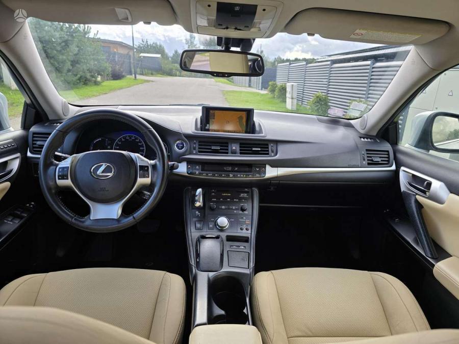 Zils Lexus CT 200h 2011 Viļņa, ar dzinēja tilpumu 1.80 L un nobraukumu 274 tūkst. km par 7950 €, foto 19 vietnē AUTOMOTO.COM.LV