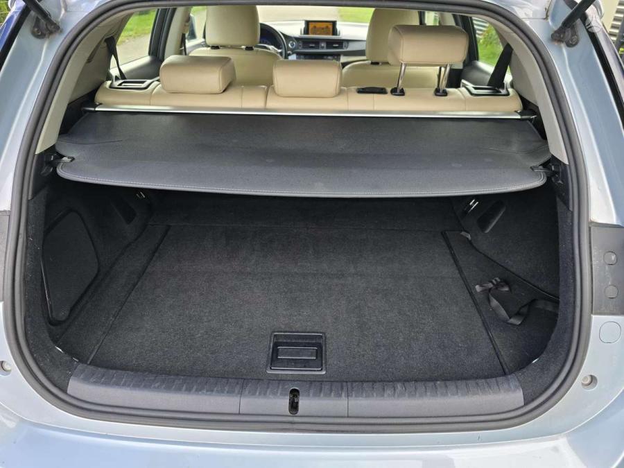 Zils Lexus CT 200h 2011 Viļņa, ar dzinēja tilpumu 1.80 L un nobraukumu 274 tūkst. km par 7950 €, foto 26 vietnē AUTOMOTO.COM.LV