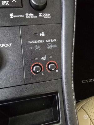 Zils Lexus CT 200h 2011 Viļņa, ar dzinēja tilpumu 1.80 L un nobraukumu 274 tūkst. km par 7950 €, foto 32 vietnē AUTOMOTO.COM.LV