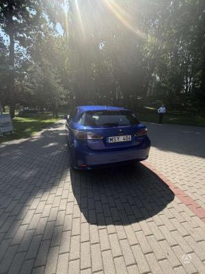 Синий Лексус CT 200h 2012 в Вильнюс, объемом двигателя 1.80 л и пробегом 327 тыс. км за 7700 €, фото 6 на AUTOMOTO.COM.LV