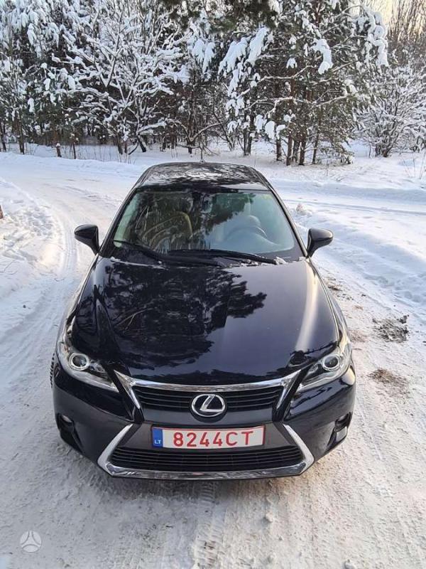 Zils Lexus CT 200h 2014 Viļņa, ar dzinēja tilpumu 1.80 L un nobraukumu 240 tūkst. km par 9200 €, foto 8 vietnē AUTOMOTO.COM.LV