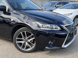 Blue Lexus CT 200h 2014 in Vilnius, with an engine capacity of 1.80 L and mileage of 175 thousand km for 12000 €, photo 8 on AUTOMOTO.COM.LV
