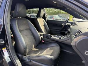 Blue Lexus CT 200h 2014 in Vilnius, with an engine capacity of 1.80 L and mileage of 175 thousand km for 12000 €, photo 19 on AUTOMOTO.COM.LV