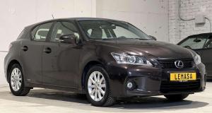 Brown Lexus CT 200h 2011 in Klaipeda, with an engine capacity of 1.80 L and mileage of 181 thousand km for 8499 €, photo 19 on AUTOMOTO.COM.LV