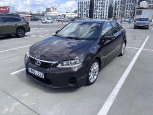 Brown Lexus CT 200h 2011 in Vilnius, with an engine capacity of 1.80 L and mileage of 173 thousand km for 7900 €, photo  on AUTOMOTO.COM.LV