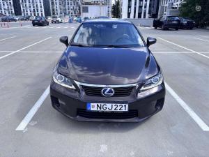 Brown Lexus CT 200h 2011 in Vilnius, with an engine capacity of 1.80 L and mileage of 173 thousand km for 7900 €, photo 3 on AUTOMOTO.COM.LV