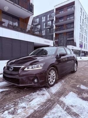 Brown Lexus CT 200h 2012 in Vilnius, with an engine capacity of 1.80 L and mileage of 190 thousand km for 7250 €, photo  on AUTOMOTO.COM.LV