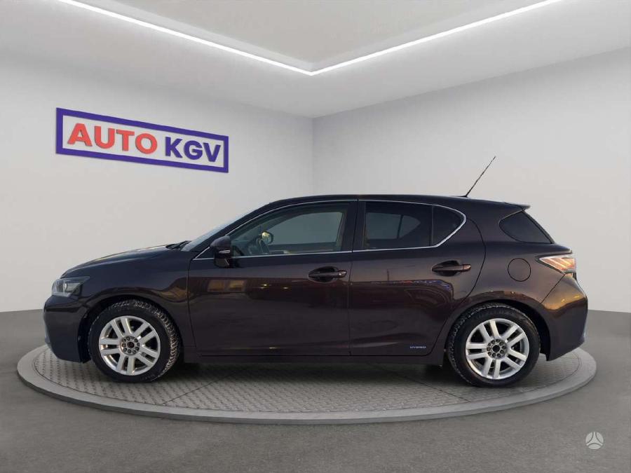 Brūns Lexus CT 200h 2012 Kauņa, ar dzinēja tilpumu 1.80 L un nobraukumu 300 tūkst. km par 7999 €, foto 2 vietnē AUTOMOTO.COM.LV