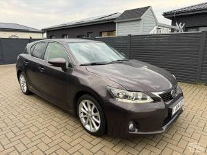 Brūns Lexus CT 200h 2012 Kauņa, ar dzinēja tilpumu 1.80 L un nobraukumu 307 tūkst. km par 7300 €, foto  vietnē AUTOMOTO.COM.LV