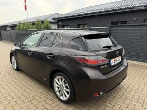 Brūns Lexus CT 200h 2012 Kauņa, ar dzinēja tilpumu 1.80 L un nobraukumu 307 tūkst. km par 7300 €, foto 7 vietnē AUTOMOTO.COM.LV