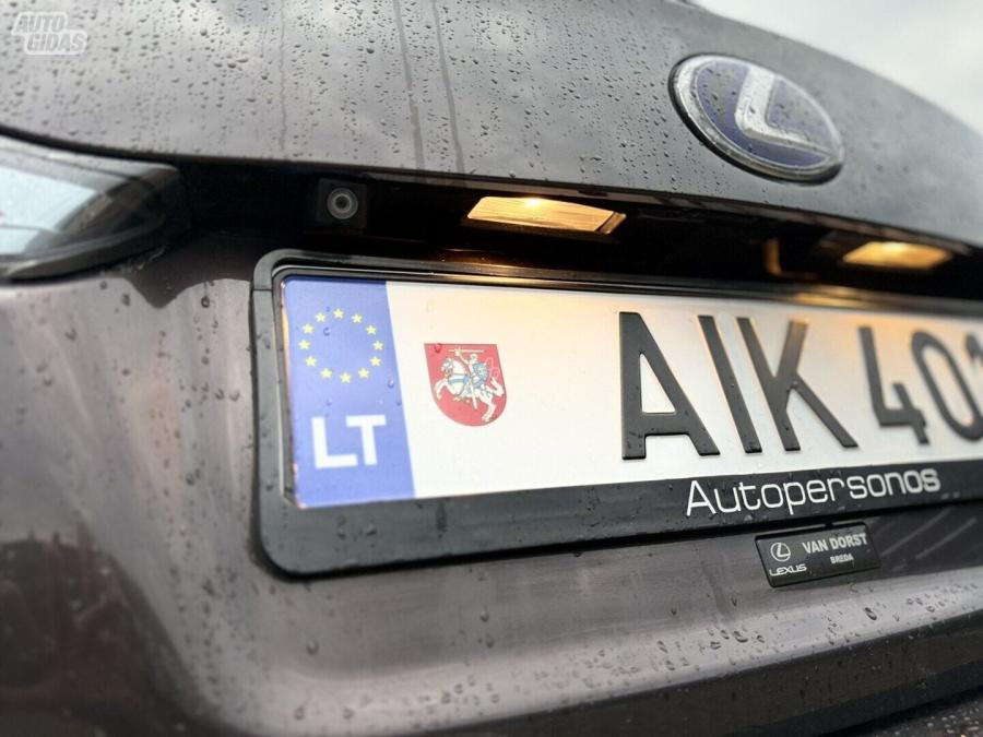 Brūns Lexus CT 200h 2012 Kauņa, ar dzinēja tilpumu 1.80 L un nobraukumu 307 tūkst. km par 7300 €, foto 10 vietnē AUTOMOTO.COM.LV