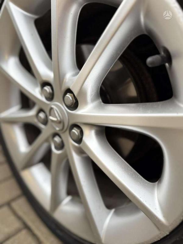 Brūns Lexus CT 200h 2012 Kauņa, ar dzinēja tilpumu 1.80 L un nobraukumu 307 tūkst. km par 7300 €, foto 8 vietnē AUTOMOTO.COM.LV