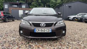 Brown Lexus CT 200h 2013 in Kaunas, with an engine capacity of 1.80 L and mileage of 250 thousand km for 8900 €, photo 3 on AUTOMOTO.COM.LV