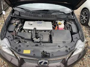 Brown Lexus CT 200h 2013 in Kaunas, with an engine capacity of 1.80 L and mileage of 250 thousand km for 8900 €, photo 19 on AUTOMOTO.COM.LV