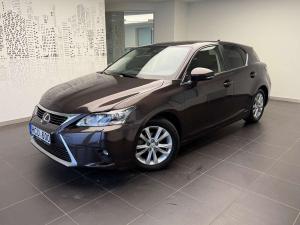 Brown Lexus CT 200h 2014 in Kaunas, with an engine capacity of 1.80 L and mileage of 143 thousand km for 12900 €, photo  on AUTOMOTO.COM.LV
