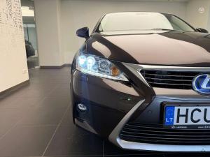 Brown Lexus CT 200h 2014 in Kaunas, with an engine capacity of 1.80 L and mileage of 143 thousand km for 12900 €, photo 22 on AUTOMOTO.COM.LV