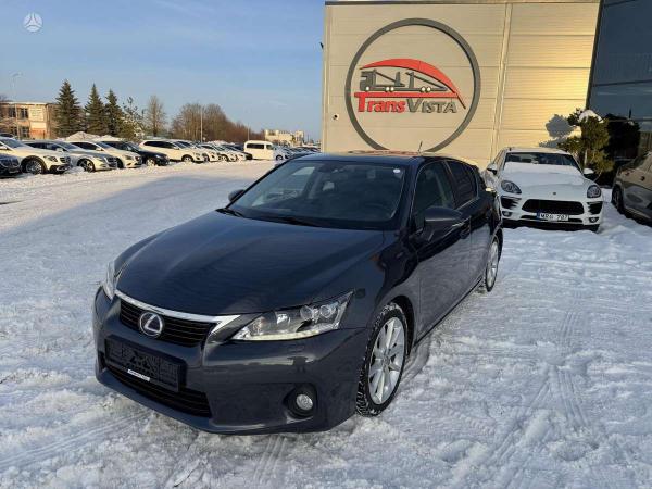 Grey Lexus CT 200h 2011 in Telschi, with an engine capacity of 1.80 L and mileage of 157 thousand km for 7200 €, photo 1 on AUTOMOTO.COM.LV