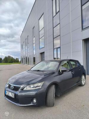 Pelēks Lexus CT 200h 2011 Kauņa, ar dzinēja tilpumu 1.80 L un nobraukumu 237 tūkst. km par 9499 €, foto 4 vietnē AUTOMOTO.COM.LV