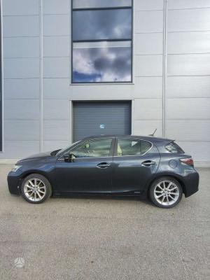 Pelēks Lexus CT 200h 2011 Kauņa, ar dzinēja tilpumu 1.80 L un nobraukumu 237 tūkst. km par 9499 €, foto 8 vietnē AUTOMOTO.COM.LV