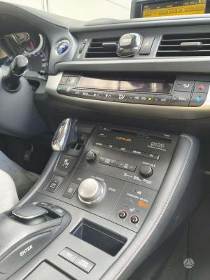 Pelēks Lexus CT 200h 2011 Kauņa, ar dzinēja tilpumu 1.80 L un nobraukumu 237 tūkst. km par 9499 €, foto 18 vietnē AUTOMOTO.COM.LV
