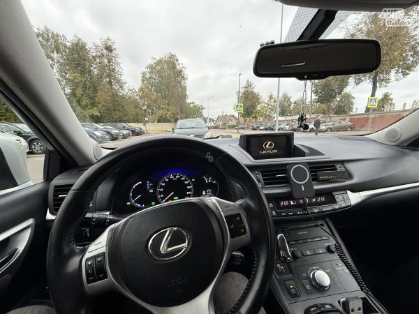 Лексус CT 200h 2011 в Каунас на AUTOMOTO.COM.LV Серый Лексус CT 200h 2011 в Каунас, объемом двигателя 1.80 л и пробегом 245 тыс. км за 7700 €, фото 10 на AUTOMOTO.COM.LV
