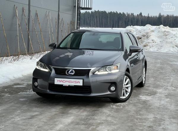 Pelēks Lexus CT 200h 2012 Viļņa, ar dzinēja tilpumu 1.80 L un nobraukumu 279 tūkst. km par 7990 €, foto 8 vietnē AUTOMOTO.COM.LV