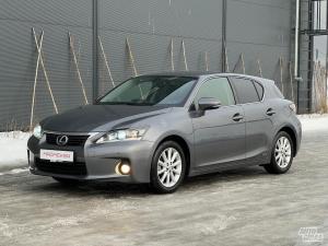 Grey Lexus CT 200h 2012 in Vilnius, with an engine capacity of 1.80 L and mileage of 279 thousand km for 7990 €, photo 15 on AUTOMOTO.COM.LV