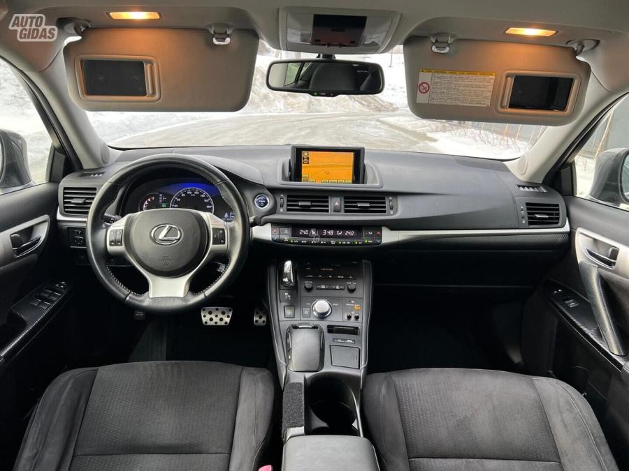 Grey Lexus CT 200h 2012 in Vilnius, with an engine capacity of 1.80 L and mileage of 279 thousand km for 7990 €, photo 17 on AUTOMOTO.COM.LV