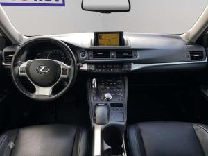 Grey Lexus CT 200h 2012 in Vilnius, with an engine capacity of 1.80 L and mileage of 312 thousand km for 8799 €, photo 13 on AUTOMOTO.COM.LV