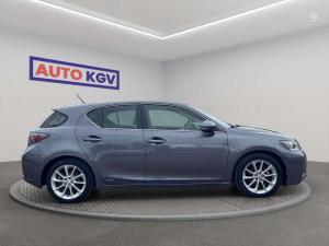 Grey Lexus CT 200h 2012 in Vilnius, with an engine capacity of 1.80 L and mileage of 312 thousand km for 8799 €, photo 7 on AUTOMOTO.COM.LV