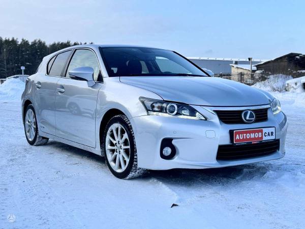 Grey Lexus CT 200h 2013 in Vilnius, with an engine capacity of 1.80 L and mileage of 159 thousand km for 9650 €, photo 1 on AUTOMOTO.COM.LV