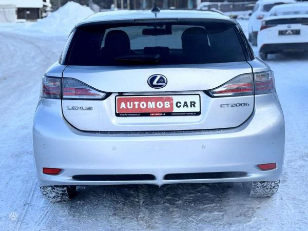 Grey Lexus CT 200h 2013 in Vilnius, with an engine capacity of 1.80 L and mileage of 159 thousand km for 9650 €, photo 5 on AUTOMOTO.COM.LV