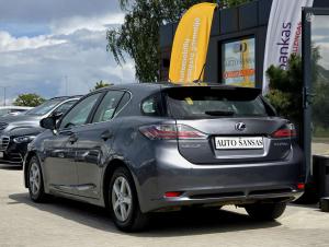 Pelēks Lexus CT 200h 2013 Tauragė, ar dzinēja tilpumu 1.80 L un nobraukumu 178 tūkst. km par 7900 €, foto 8 vietnē AUTOMOTO.COM.LV